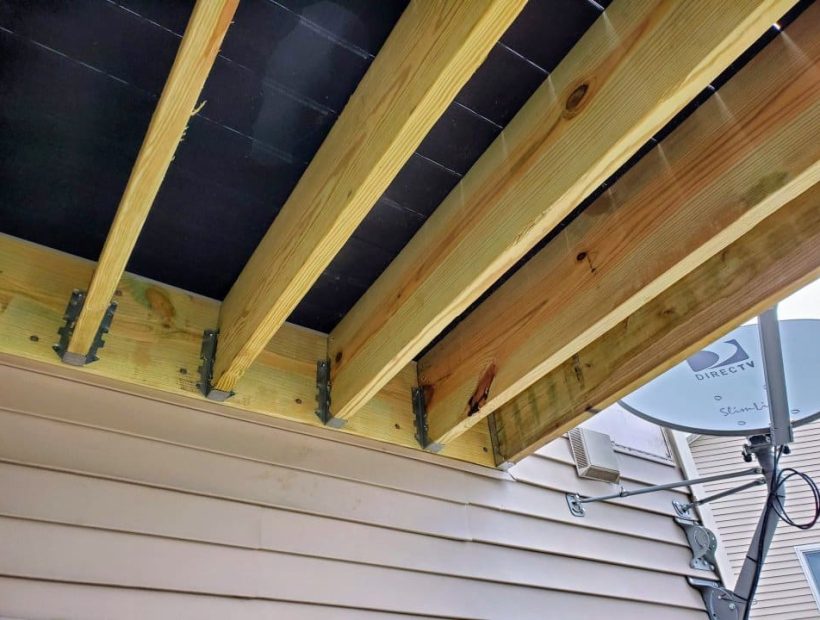 Screen Under – Navy Point Patio & Screen